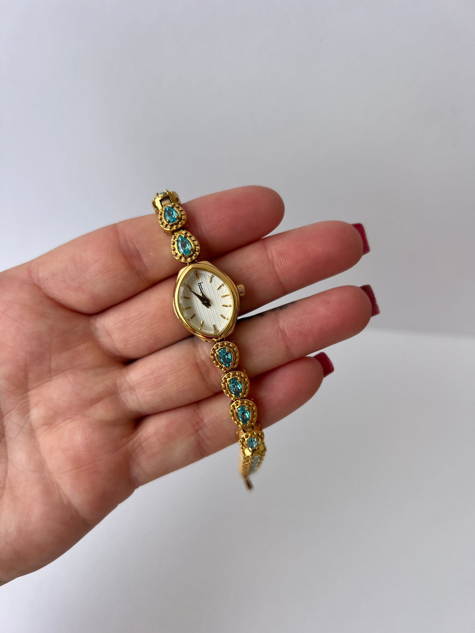 Jo Jasmine Vintage Blue Diamond Gold Women’s Watch Dainty – JordanTaylor