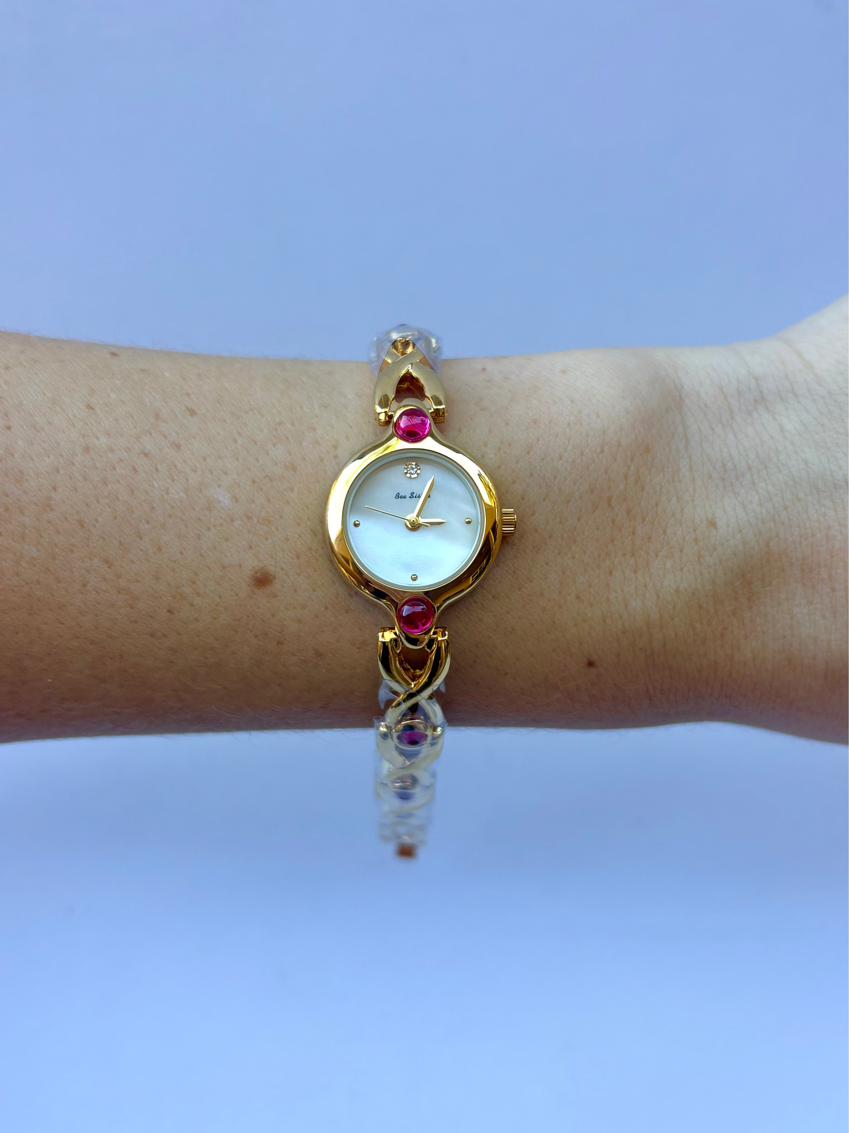 Dainty Vintage Red Jade Circle Dial Gold Dainty Womens Watch – JordanTaylor